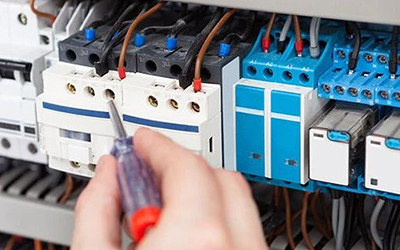 视频回顾 | 新一代SSR解决方案：集成温度传感器的 CoolMOS™